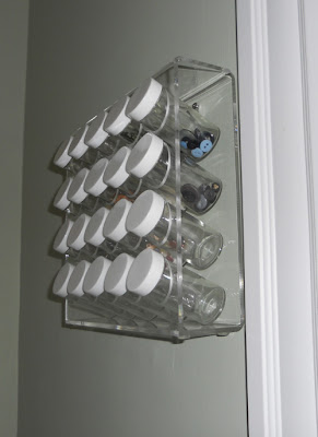 The Crafting Hobbit: Creative Button Storage