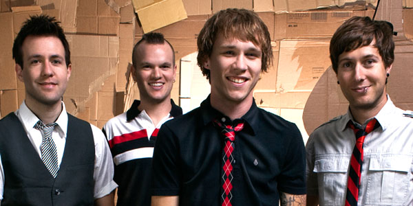 WORLD VASCONCELOS: HAWK NELSON - CRAZY LOVE (2011)