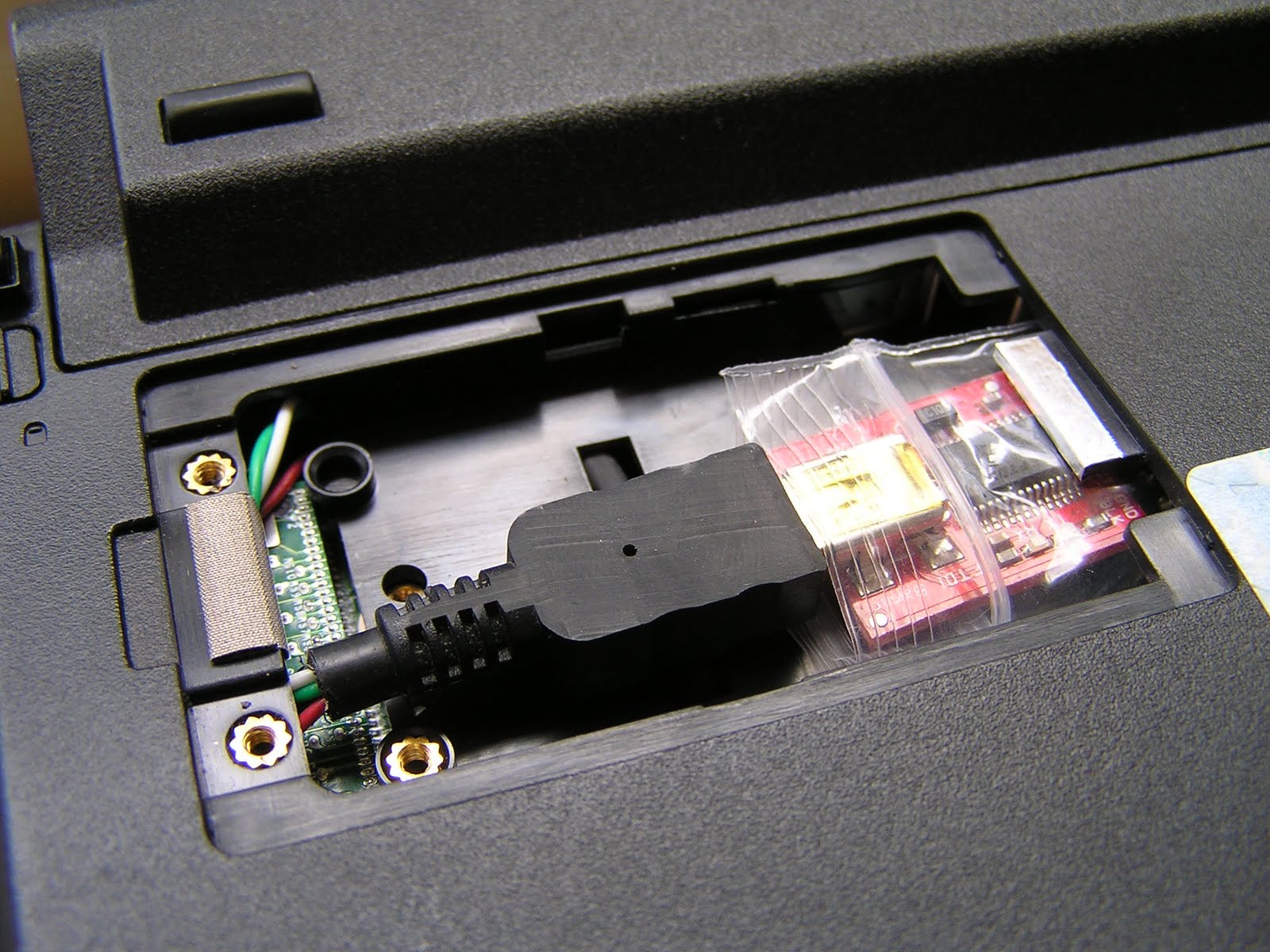 Hardware Hack: Arduino Inside!