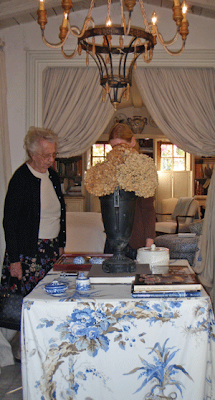 Fabulous Finds Gal: Travel Back In Time To The Master Suite Of The ...