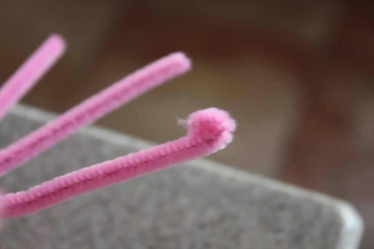 JaeBellz: DIY: Flower Ring Pipe Cleaners