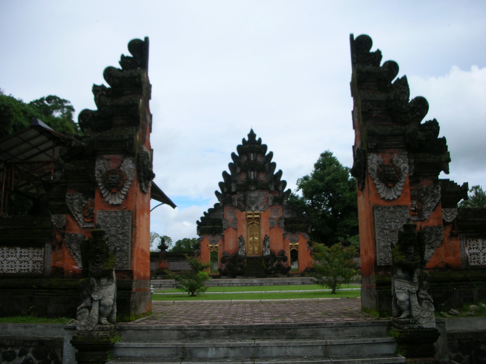 Panorama Wallpaper: Tampak Siring