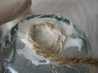 CraftyRie: Tutorial.... How to make a glue-string bowl