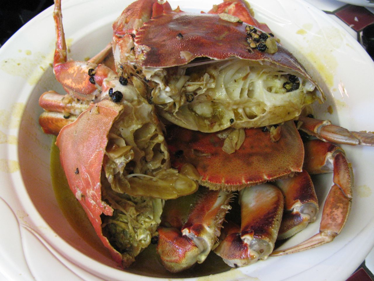 PASSION ON THE STOVE TOP: Roasted Crab with Peppercorn and Garlic