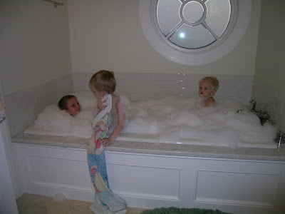 Happy Hansons: rub a dub dub 3 boys in a tub