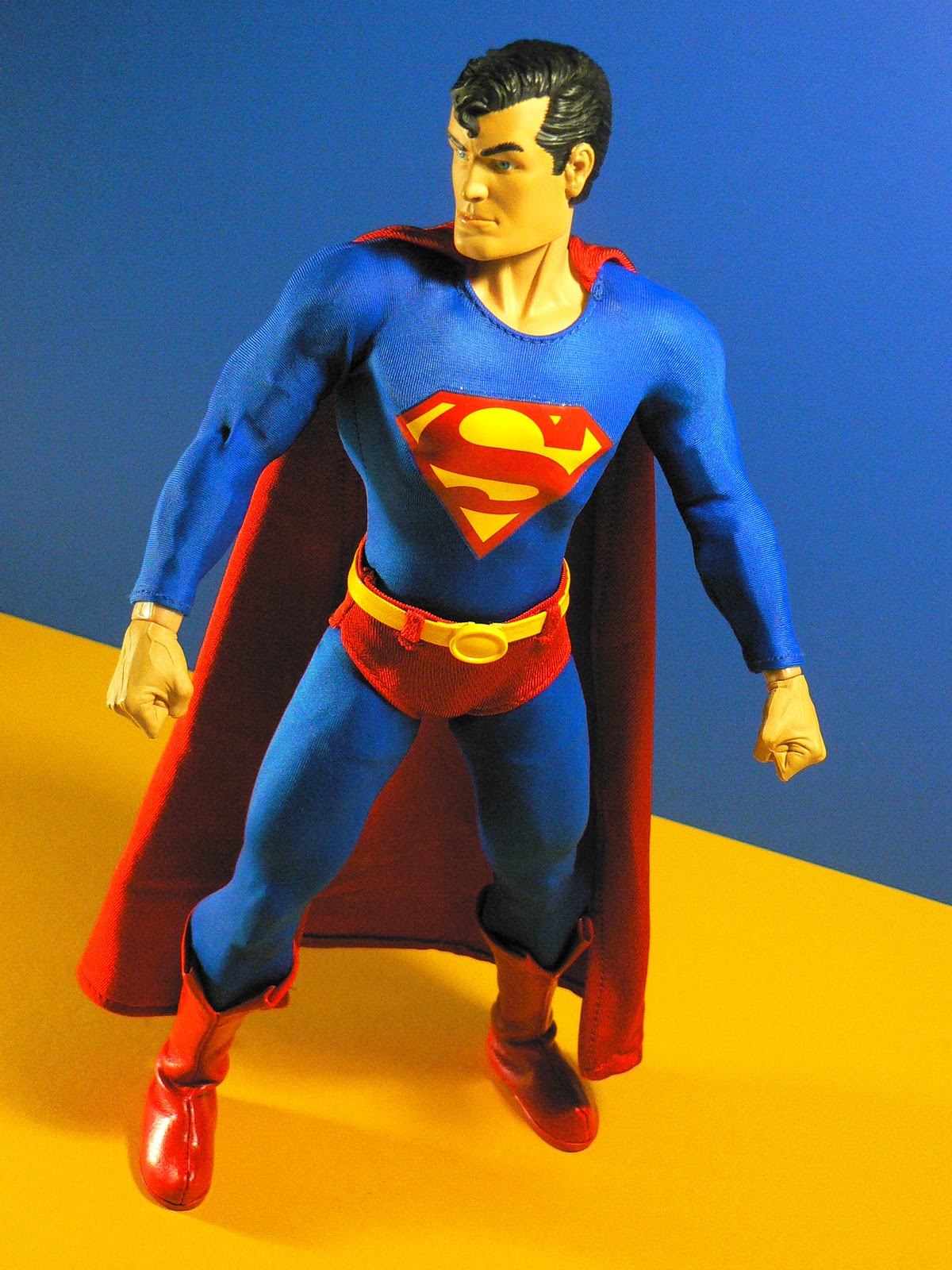 Super-DuperToyBox: DC Direct 13" Deluxe Collector Classic Superman