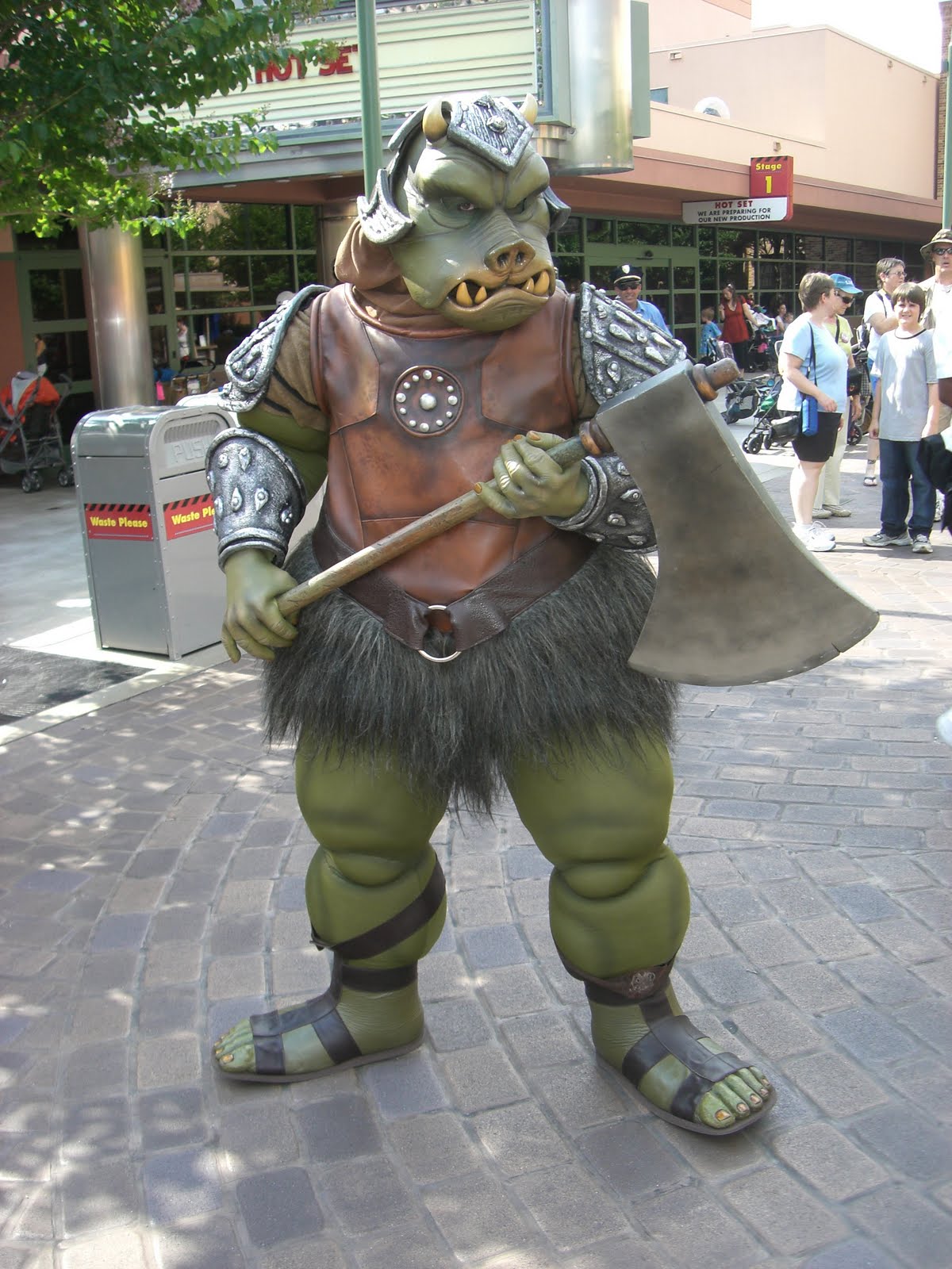 Unofficial Disney Character Hunting Guide Disney Junior