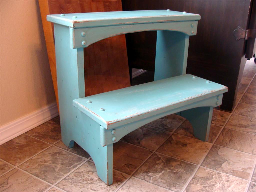diddle dumpling: Before and Afters: side table and step stool