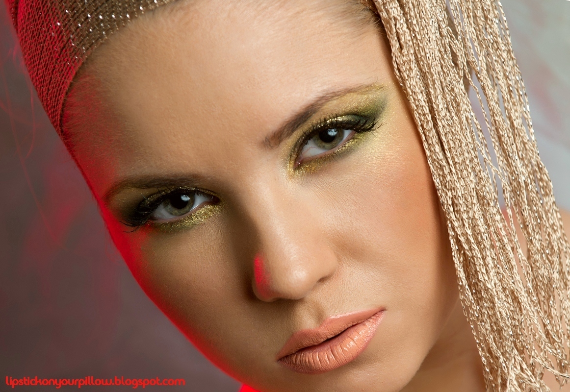 Gold Glitter Glam Makeup - Lipstick on your pillow | Makeup, Beauty and ...