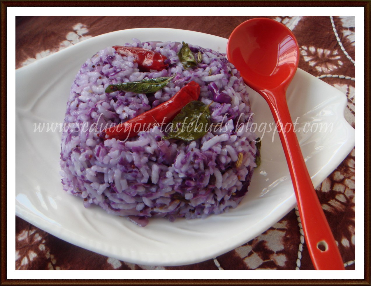 Purple Cabbage Rice - Seduce Your Tastebuds...
