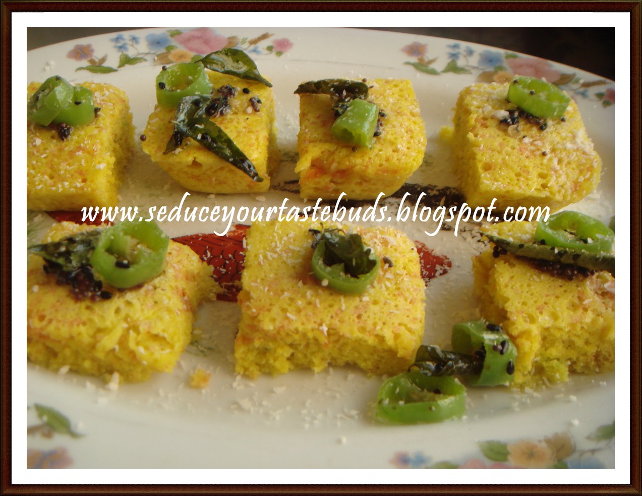 Microwave Khaman Dokhla - Seduce Your Tastebuds...