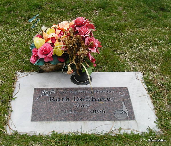 Walking in Graveyards: 4/18/10 - 4/25/10