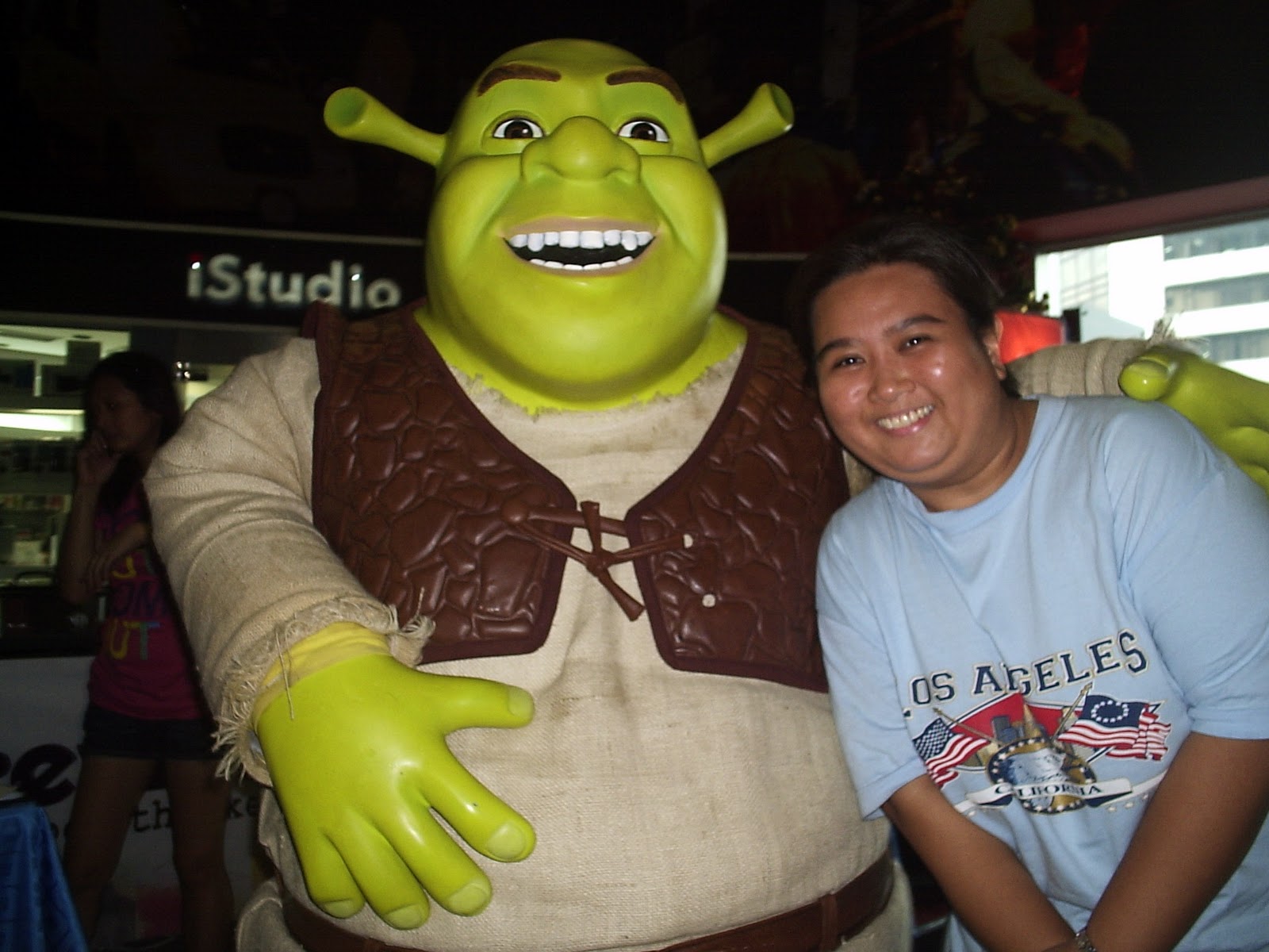 Purple Plum Fairy: Shrek Saga in Blu-Ray Now Available