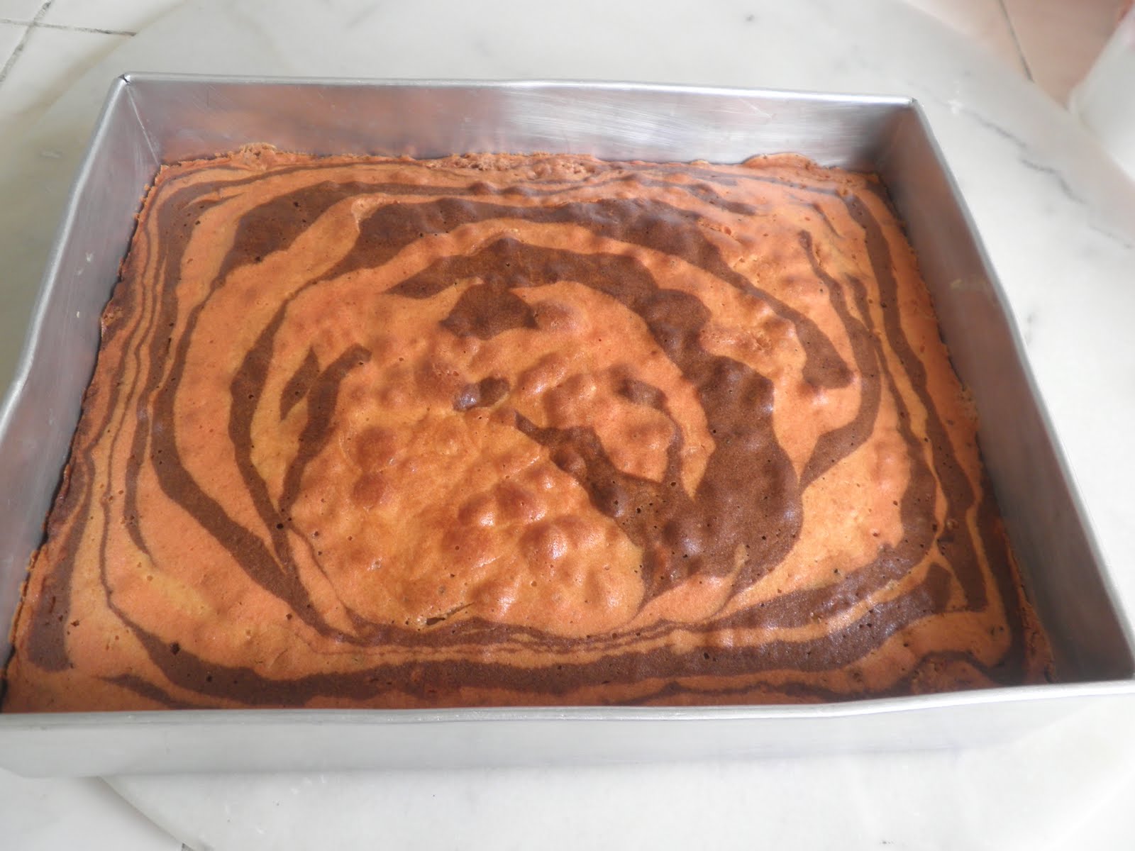 Christine's Kitchen: Tri-color Marble Cake