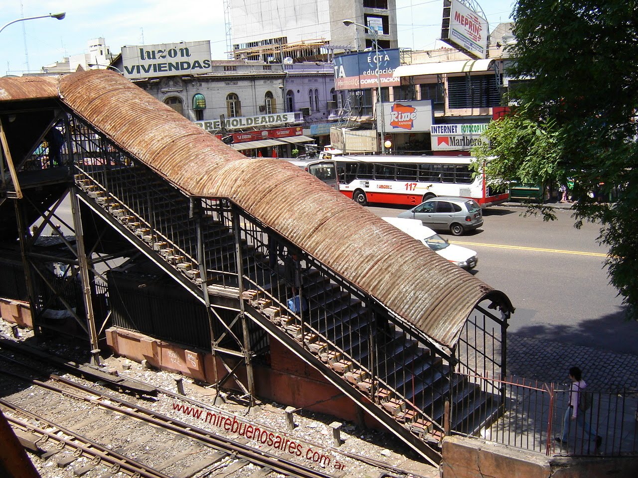 LA NUEVA CARAVANA: LINIERS