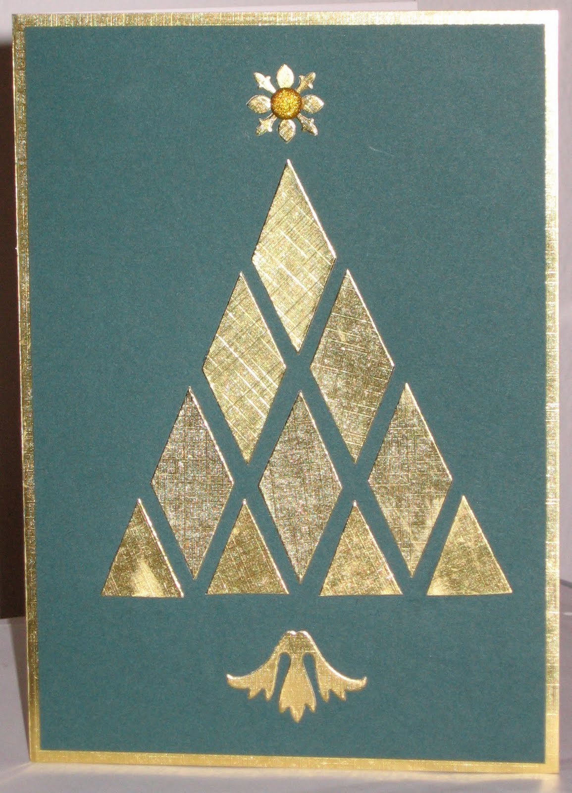 Heidi Stamps: Hunter Green & gold tree