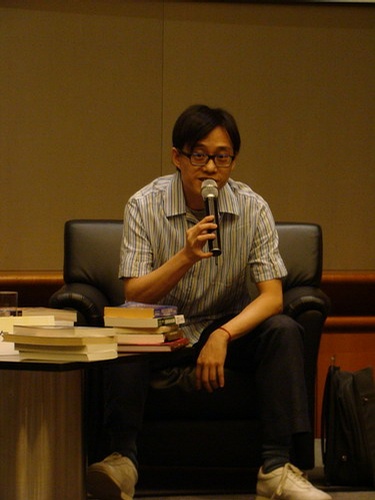 Arts Wise: The Grand Daddy of Hong Kong Lyrics Writer: Lin Xi (林夕)