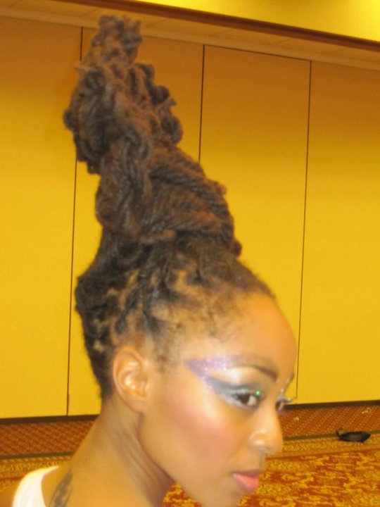 Naturally Beautiful Hair: Defying Gravity