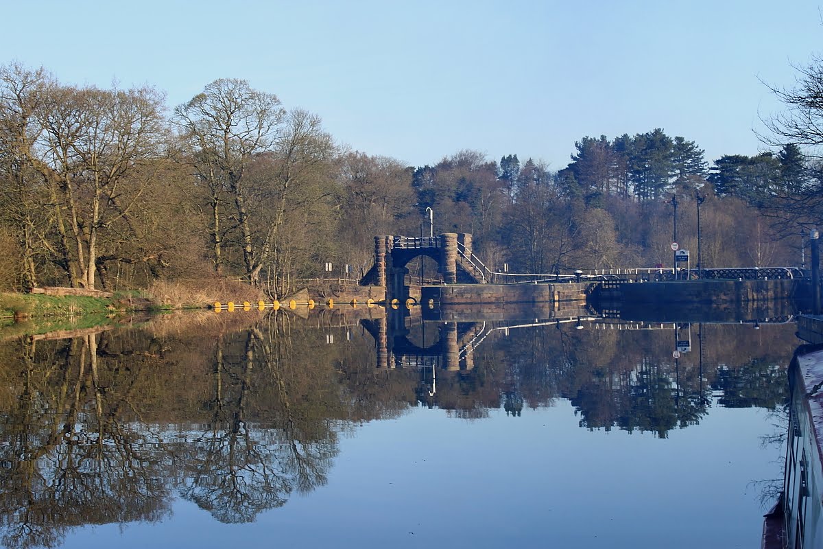 Captain Ahab's Watery Tales: Vale Royal to Thelwall