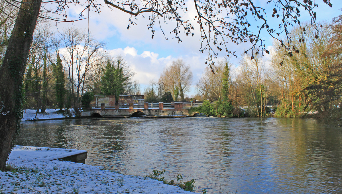 Captain Ahab's Watery Tales: Horstead Mill and Coltishall Lock