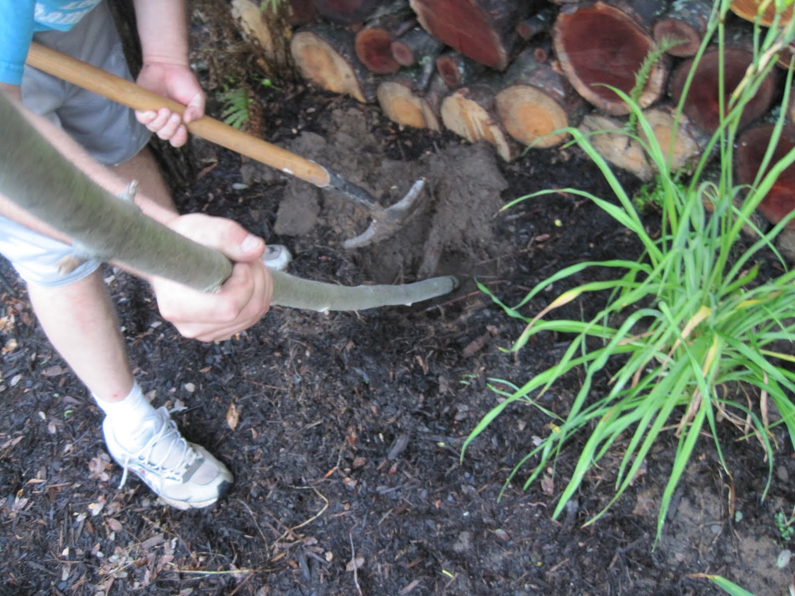 parenting in blue jeans: Tee Pee Playhouse