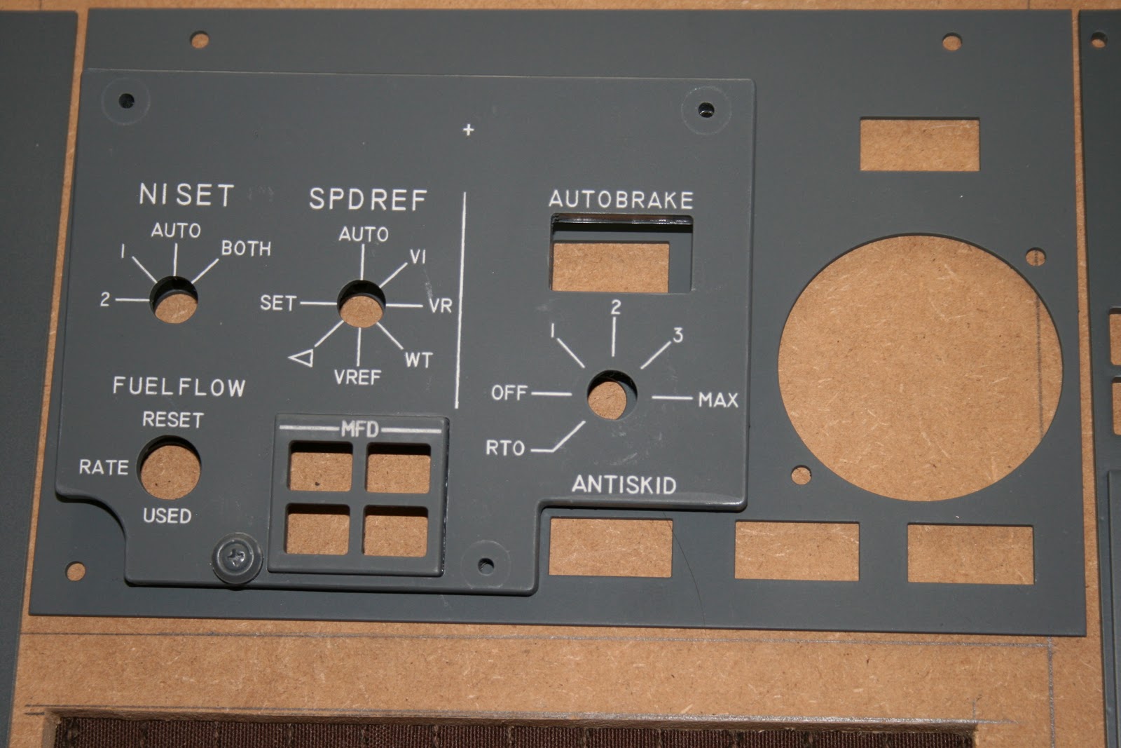 Boeing 737NG Homecockpit: Autobrakepanel Simparts