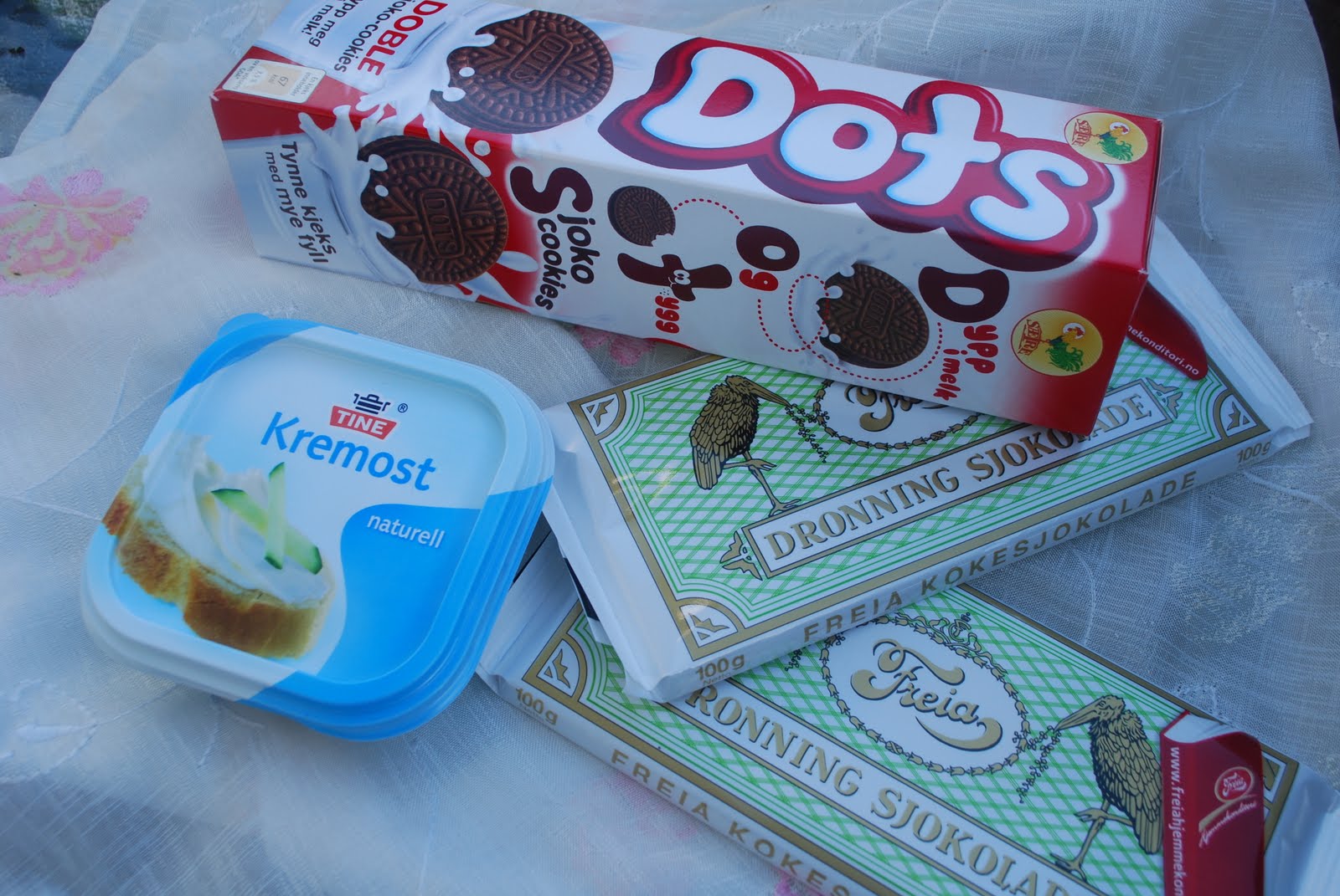 Camillas mat & kakedesign: Dots ball