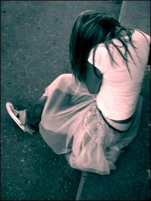 gaddafi: Sad Emo Girls Pictures