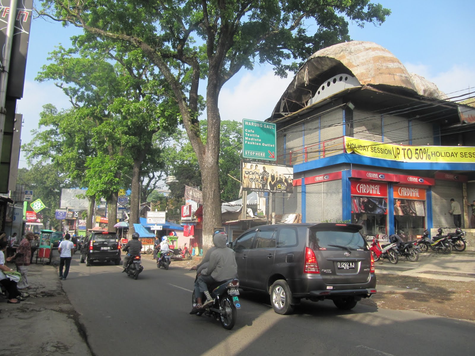 Cihampelas Jeans, Cihampelas Walk (Ciwalk)