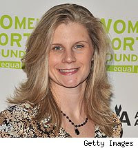 Everything New England: Kelly Kulick Becomes First Woman to Win PBA Title