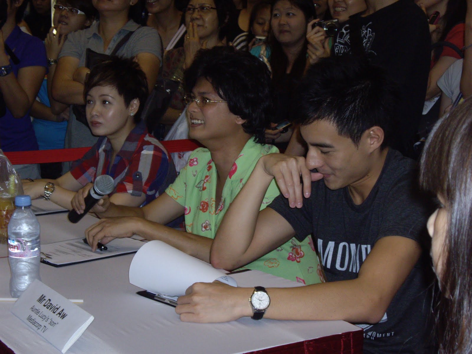Somewhere in Singapore Blog: Auntie Lucy Look-Alike Contest