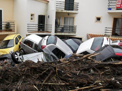 Bloogle Incrivel: Fotos das Cheias na Madeira