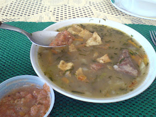 Llajua con chairo paceño, plato típico de Bolivia