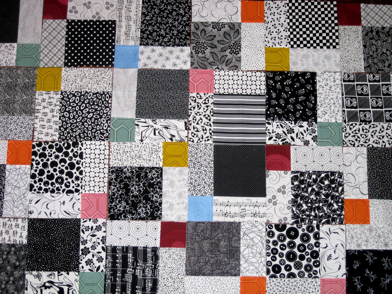 piecefullife : disappearing nine patch