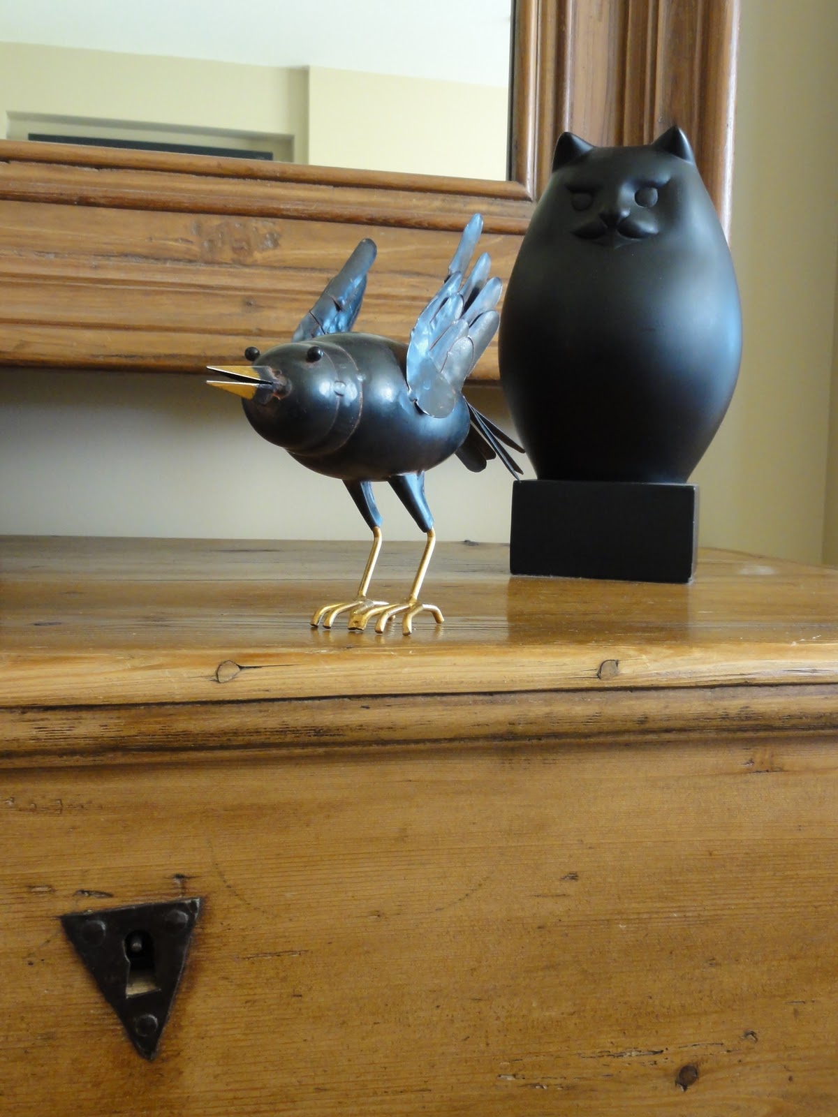 BirshyKat: Metal Crow