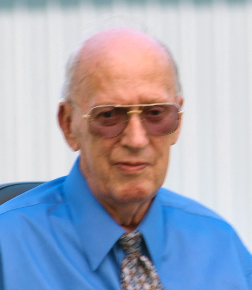 James Lindstrom's Instagram, Twitter & Facebook on IDCrawl