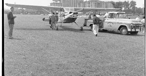 Uptown Chicago History: Images of Edgewater, with a Cessna in the ...