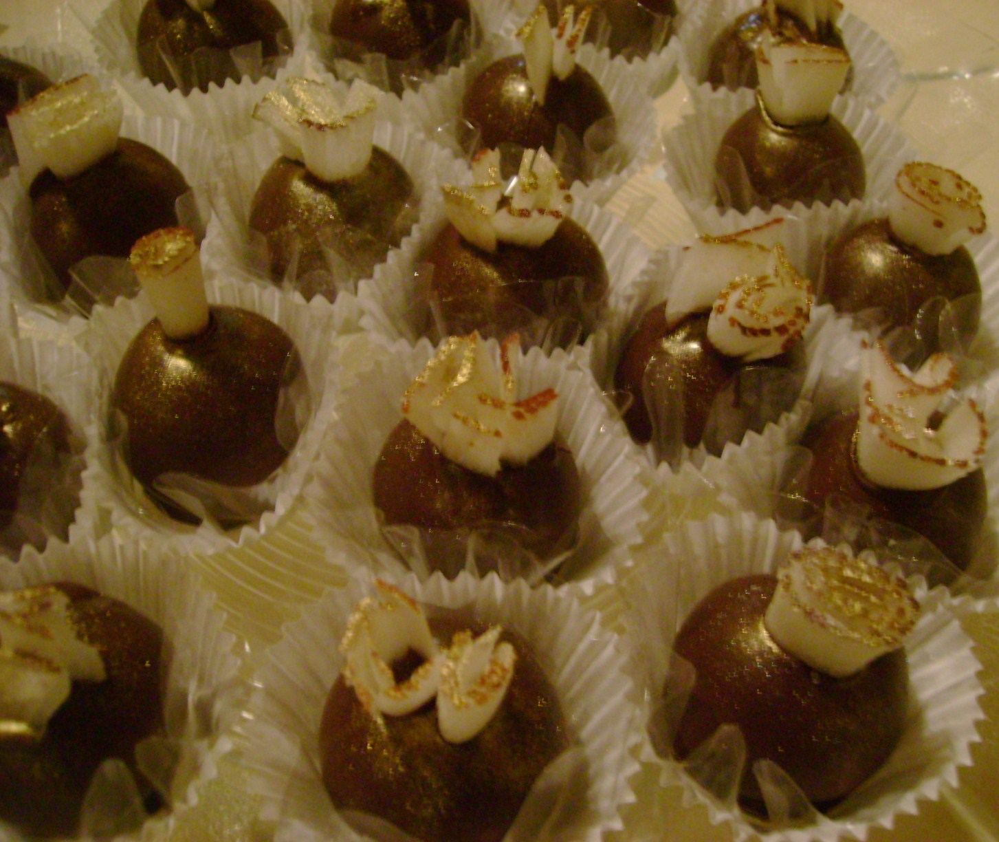 Elis & Lis Doces Finos: Docinhos de Coco em Fita.