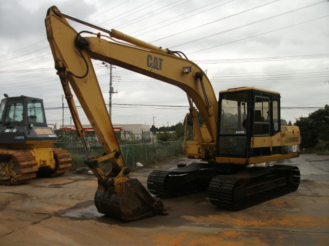 miseru: Excavator - CAT E120B