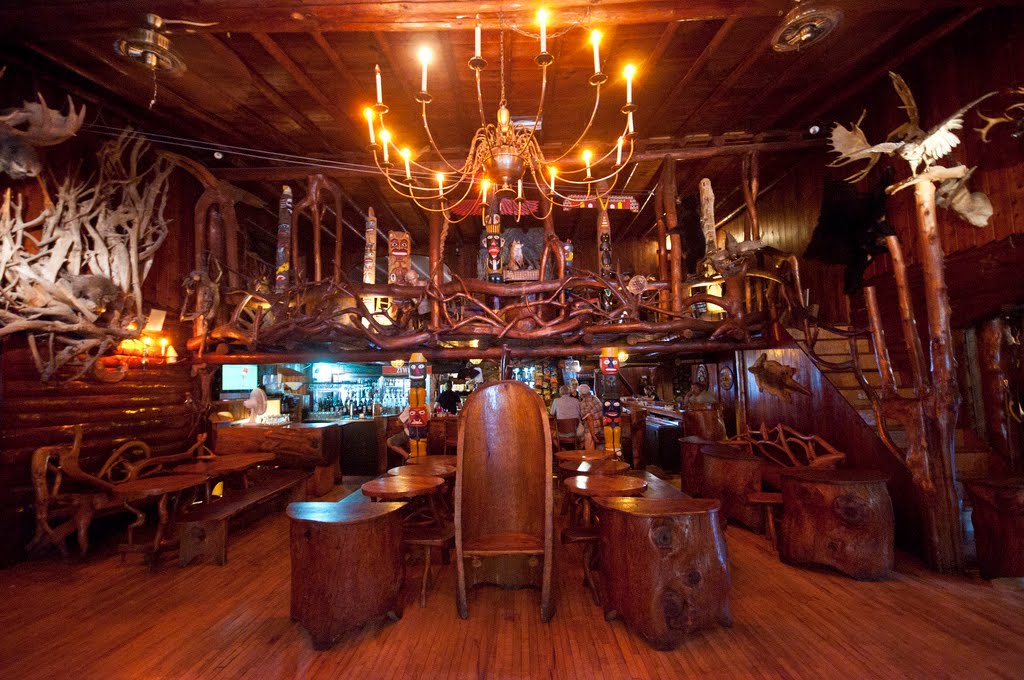 The Legs Inn | sweet juniper inspiration