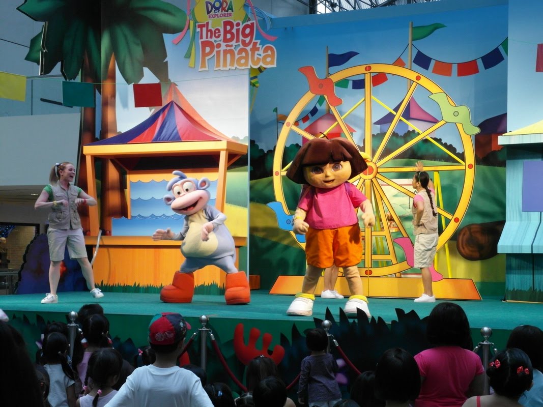 Our Precious Babies - YX and JE: Dora "The Big Pinata" Live Show
