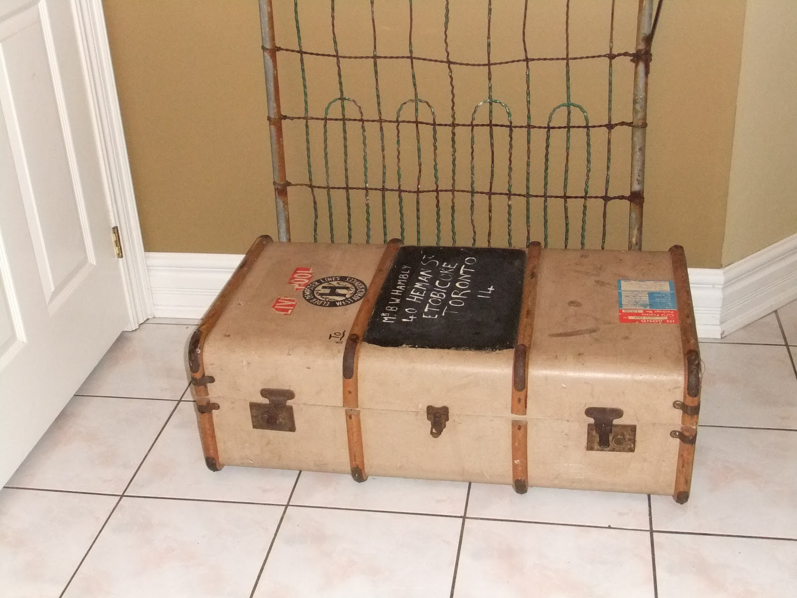 Suburban Retreat: VINTAGE TRUNK CASE