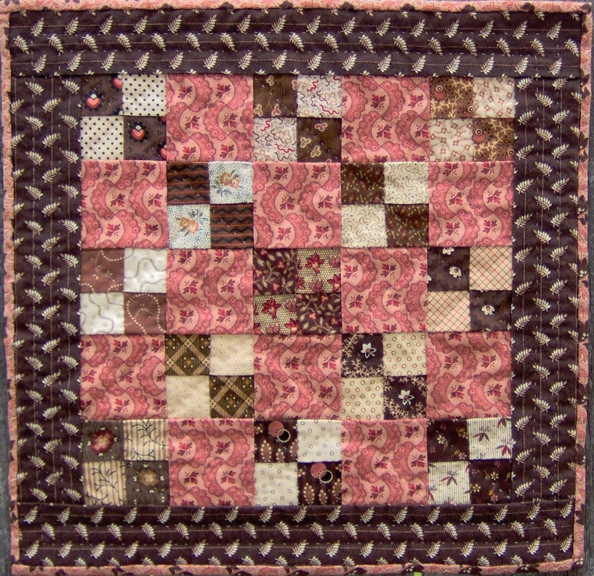 The Humble Stitcher: Four Patch Doll Quilt