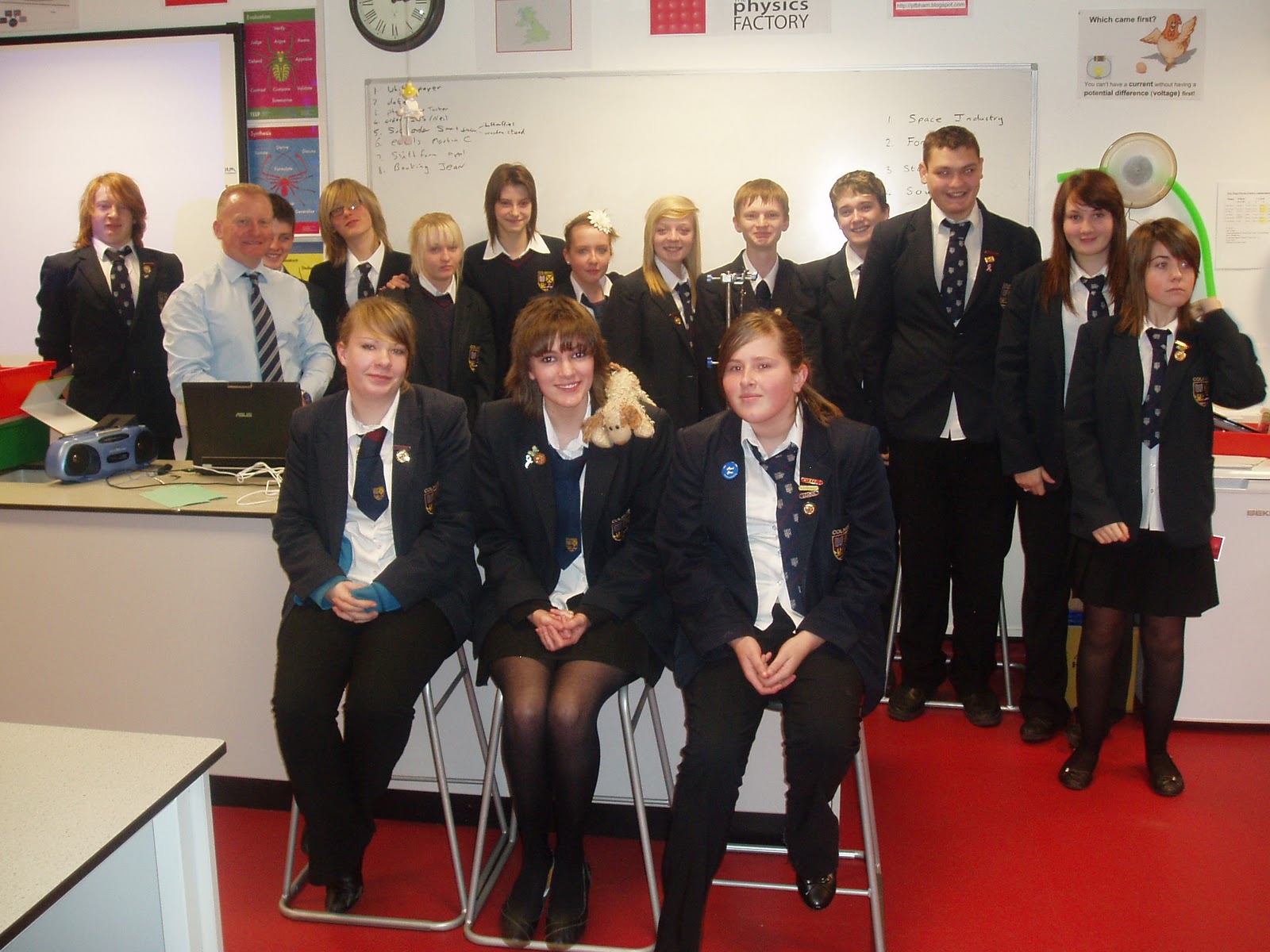 Physics Factory Birmingham: Colmers School - enthuse lesson Thursday ...