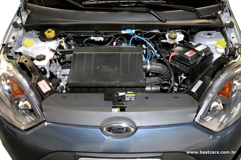 Máquinas V8: "Novo" Ford Fiesta 2011