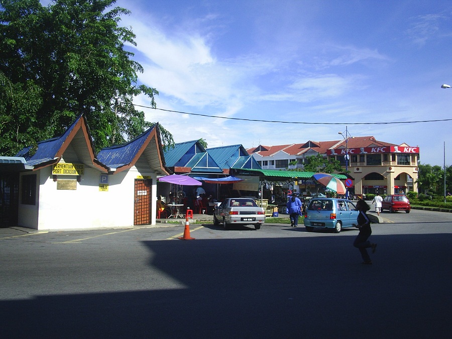 The Slow Track to Everywhere: Malaysia - Kukup to Port Dickson