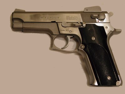 TIRO PRACTICO Y POLICIAL: SMITH & WESSON 910