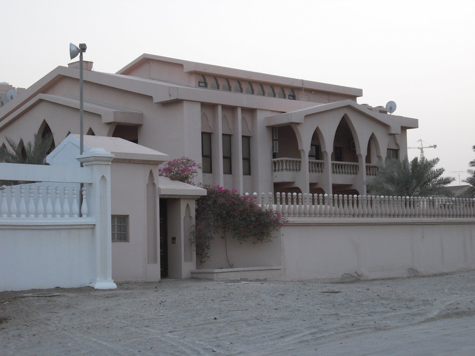 Sanabis (Bahrain) Daily Photo: Palace Compound along Juffair Avenue part 2