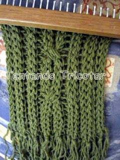 Tentando Tricotar: Cachecol de Trança no tear