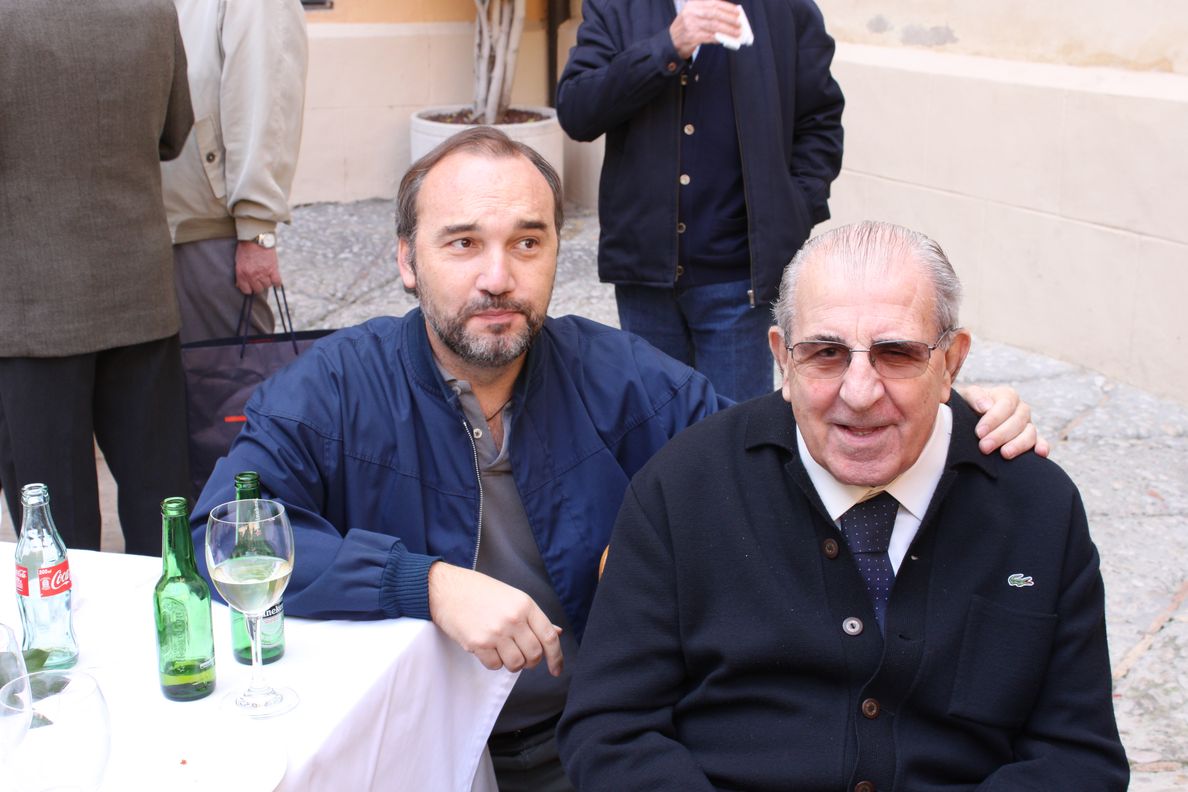 PROVINCIA ARAGÓN SJ: FOTOS DEL APERITIVO, COMIDA CON JESUITAS Y ...